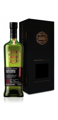 CLOVES STUDDED IN HONEY-GLAZED HAM